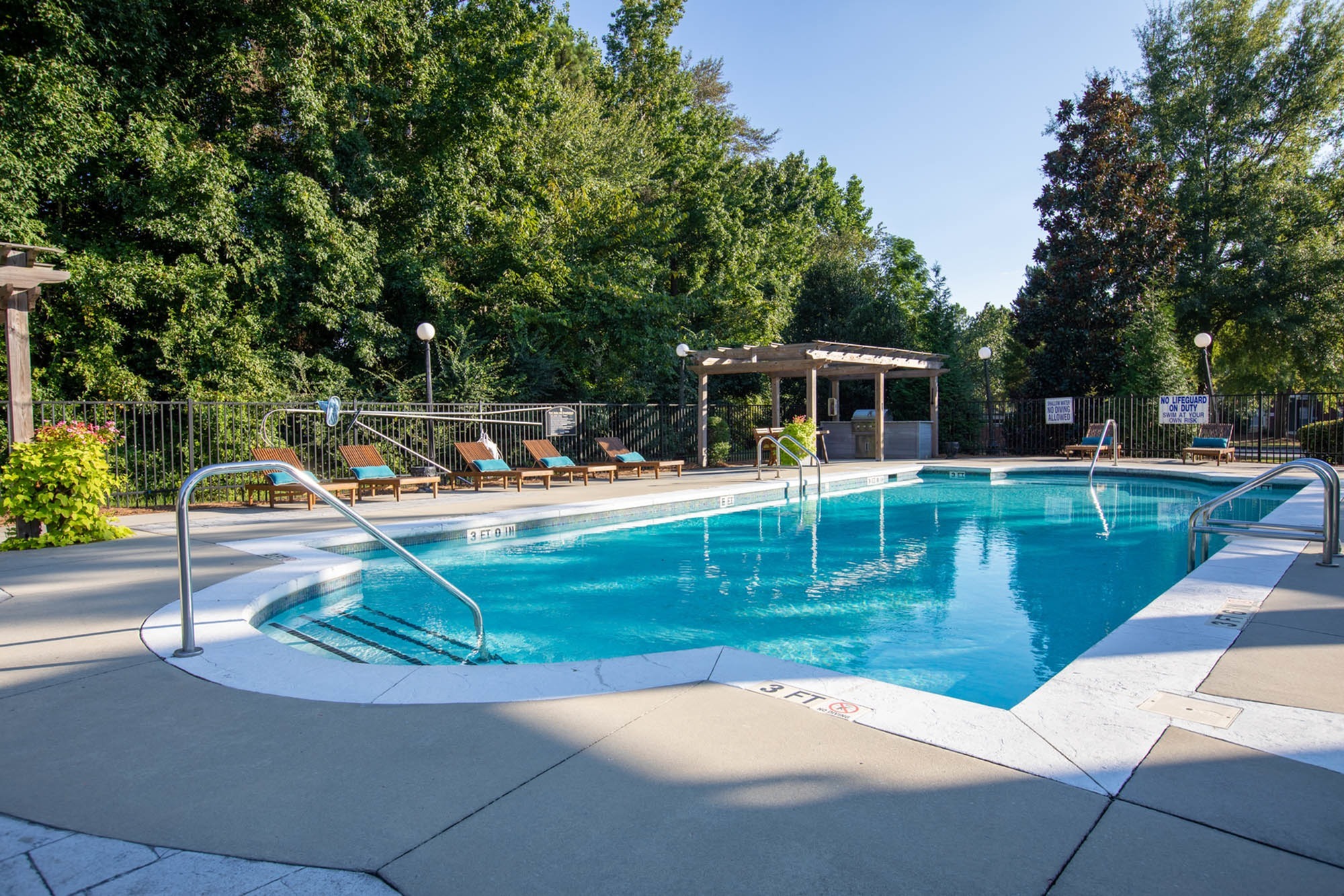 View Photos & Take A Virtual Tour | Varia at Oakcrest