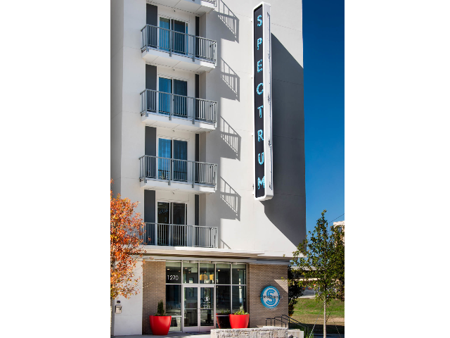 View Our Amenities | Spectrum on Spring