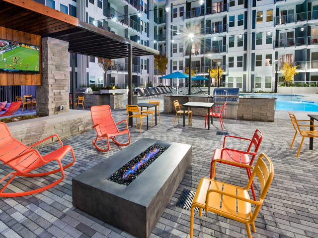 View Our Amenities | Spectrum on Spring